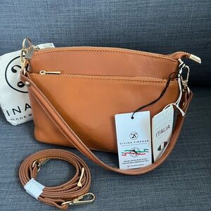 Divina Firenze | Bags | Nwt Divina Firenze Crossbody Shoulder Bag ...